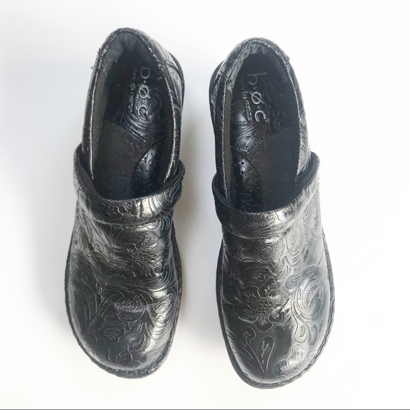boc | Shoes | Boc Peggy Black Pattern Clogs 8 | Poshmark
